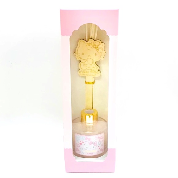 Sanrio | Bedding | Hello Kitty Fragrance Diffuser With Wooden Stick ...